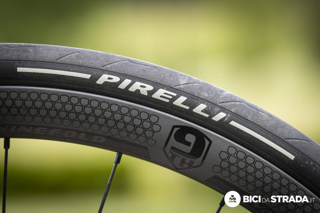 TEST - Pirelli P Zero Race TLR Speedcore: nuova carcassa, sempre un ...