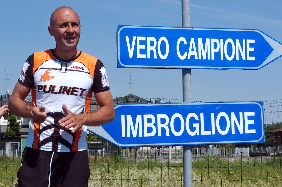 Ho fatto il Tour: la biografia dell'ex pro' Ivan Cerioli. I Campi Elisi ...