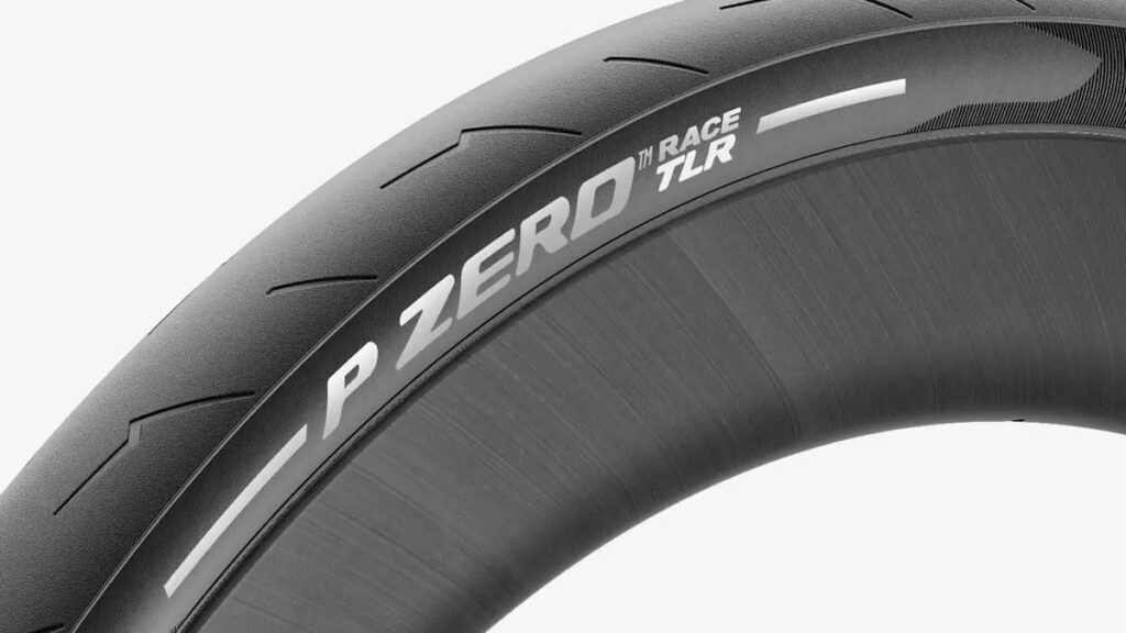 Richiamo pneumatici Pirelli P Zero Race TLR nella misura 28-622 ...