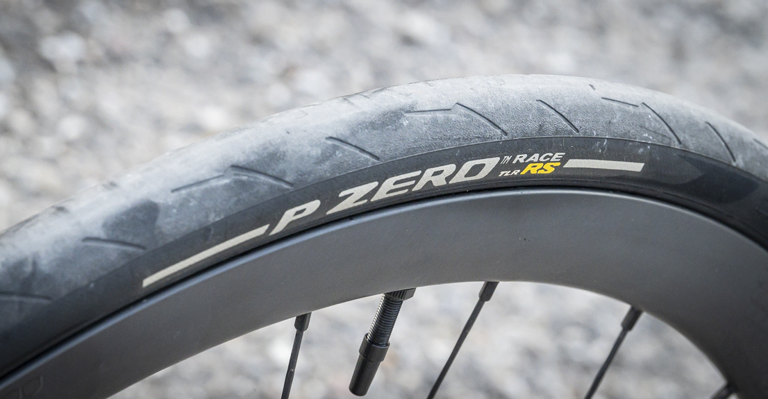 TEST - Pirelli P Zero Race TLR RS: la prova su strada