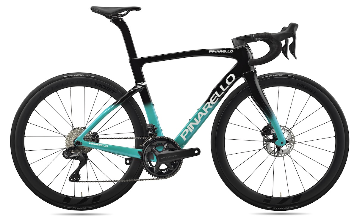 Gamma Pinarello F 2025: arriva la nuova F1, aumentano le opzioni colore