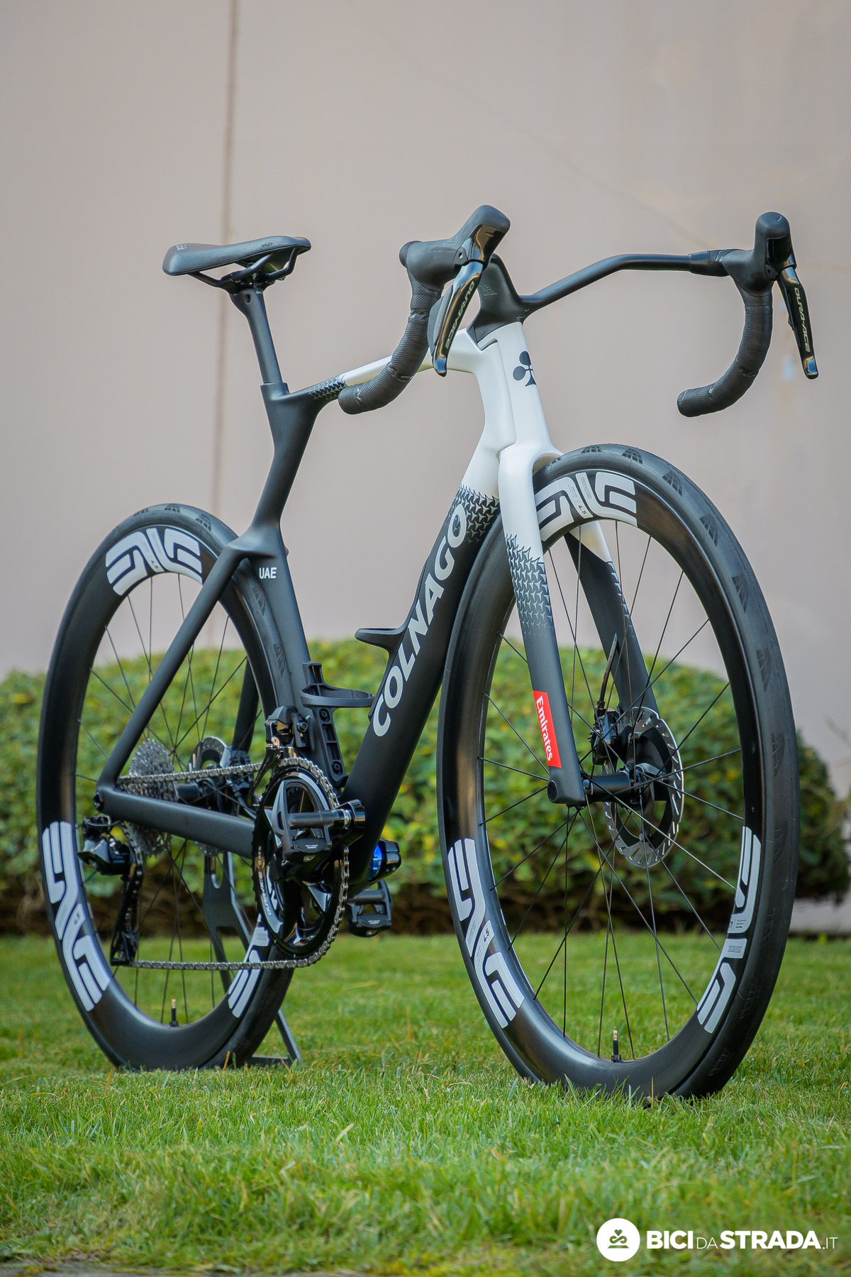 Nuova Colnago Y1Rs: forme senza precedenti, accompagnerà Pogačar