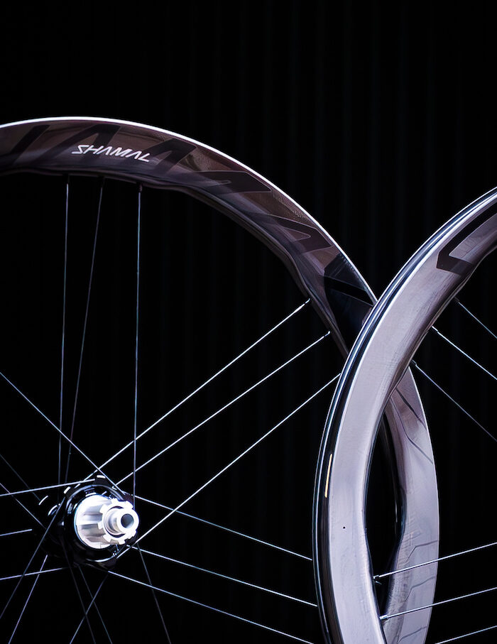 Nuove ruote Campagnolo Shamal: profilo a onda per un vero superclassico
