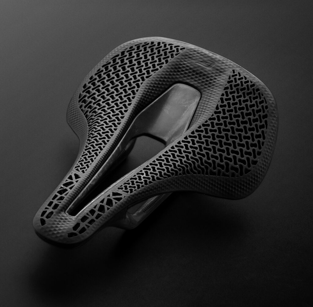 Nuova sella Cadex Amp 3D: una delle più leggere sul mercato